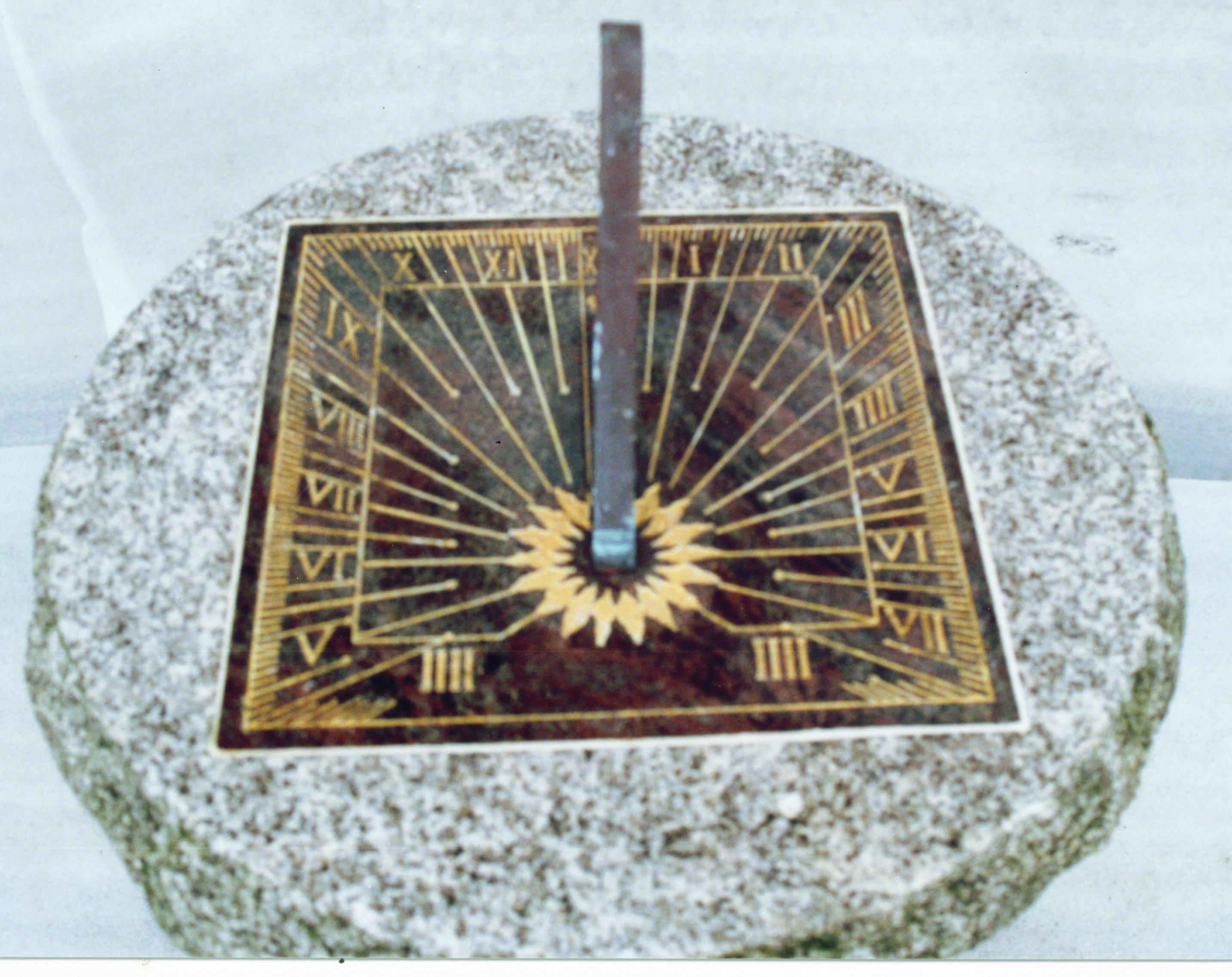 Sundial - Ryanstone - Architectural & Monumental Stonework